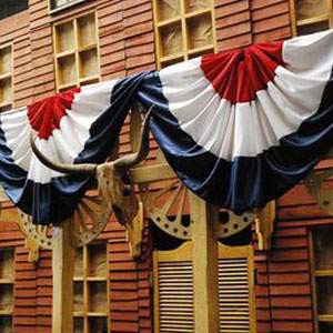 Drapeau plissé 150cm - Libdeco de Libérateur d'idées, Location décors ...